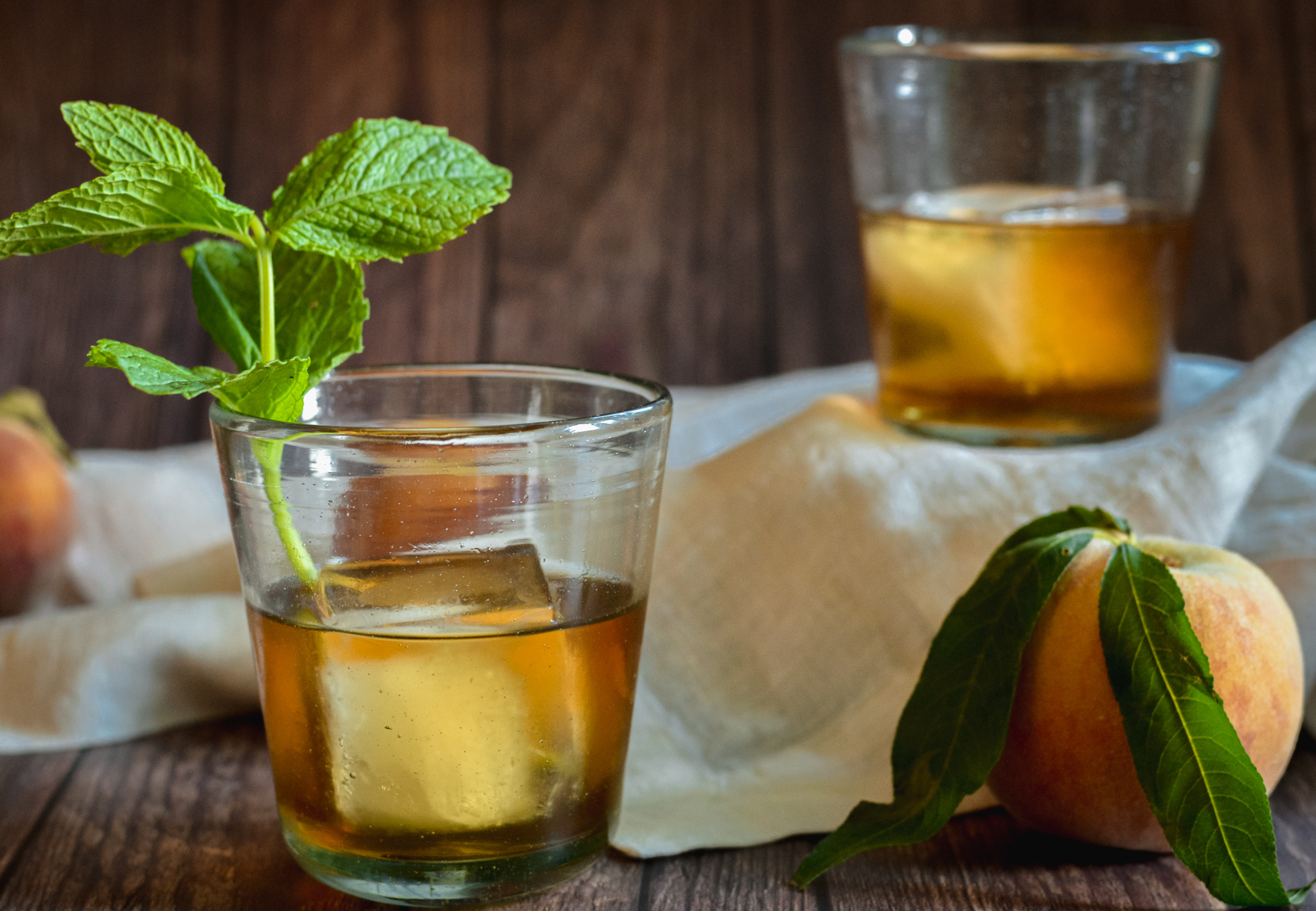 Peach Mint Smash - The Gourmet Bon Vivant