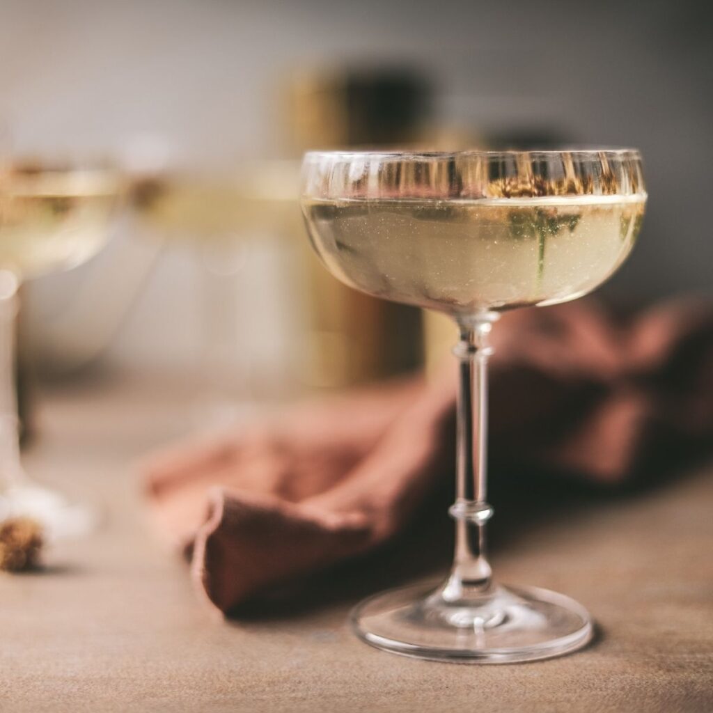 The Absolute Best Manhattan Recipe - The Gourmet Bon Vivant