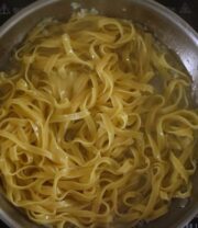 Aglio e Olio (Pasta without Sauce) - The Gourmet Bon Vivant