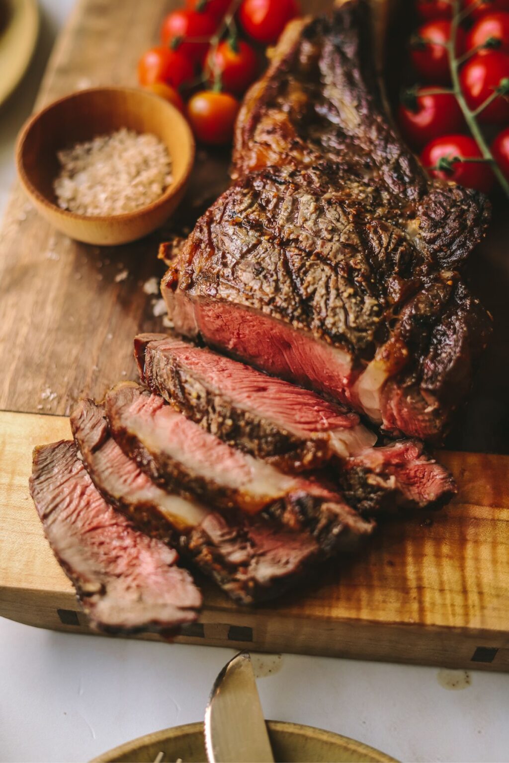 How to Cook a Tomahawk Steak - The Gourmet Bon Vivant