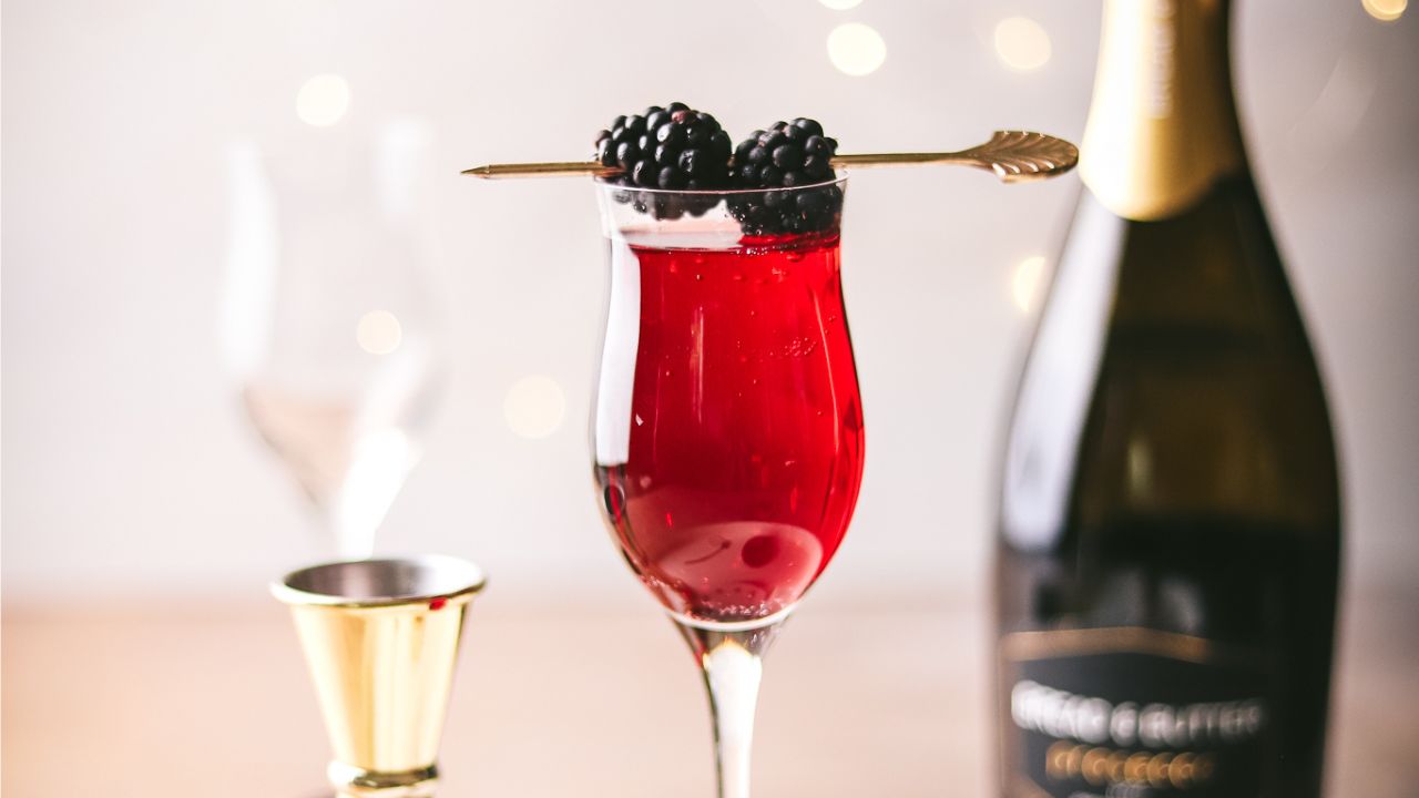 Christmas Cocktails to Fill you with Cheer - The Gourmet Bon Vivant